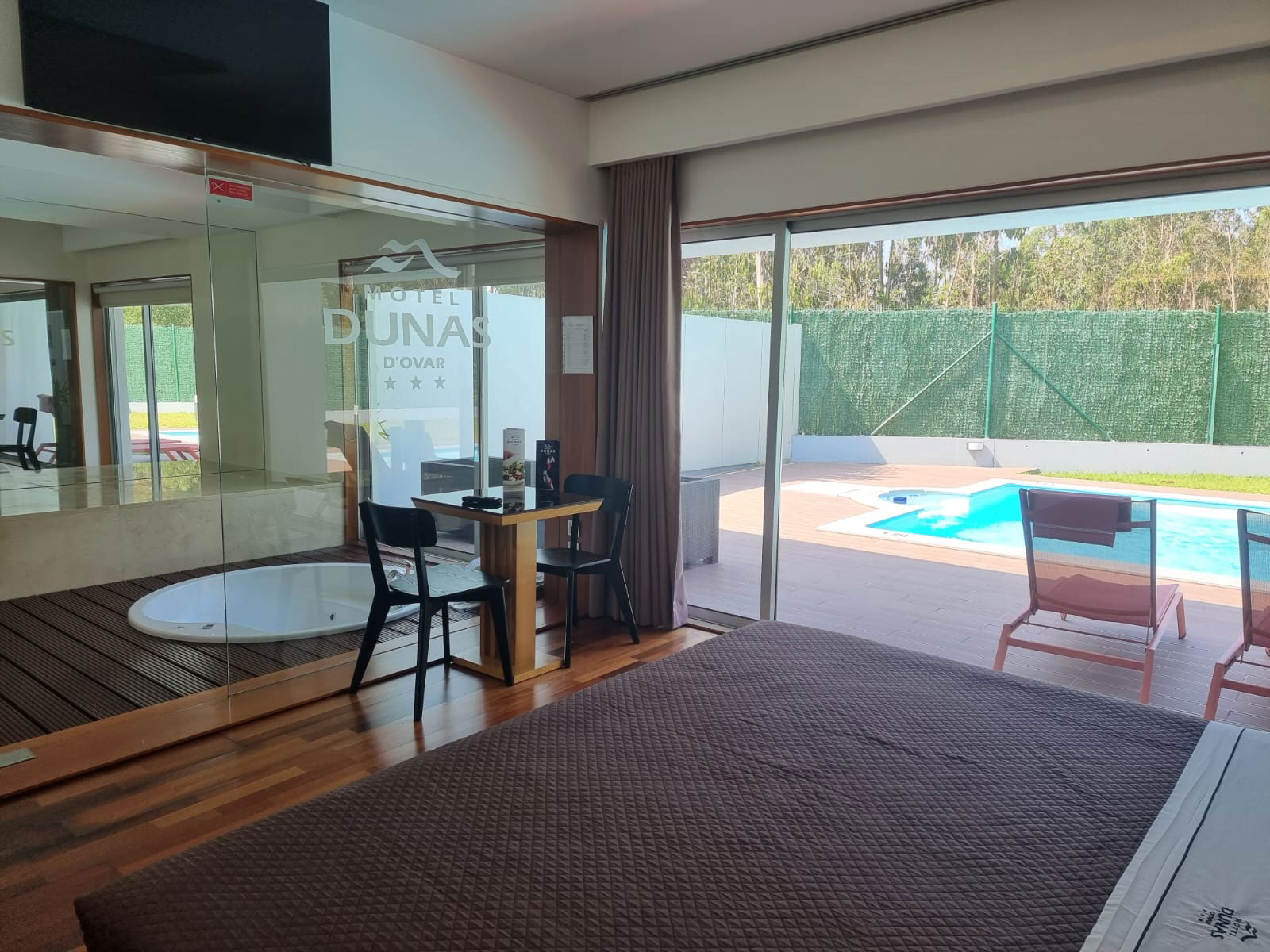 Suite Moradia Piscina - Motel Dunas Ovar